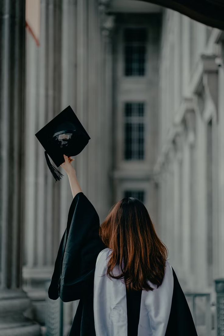 Azteca University - University of Lincoln - UOL
